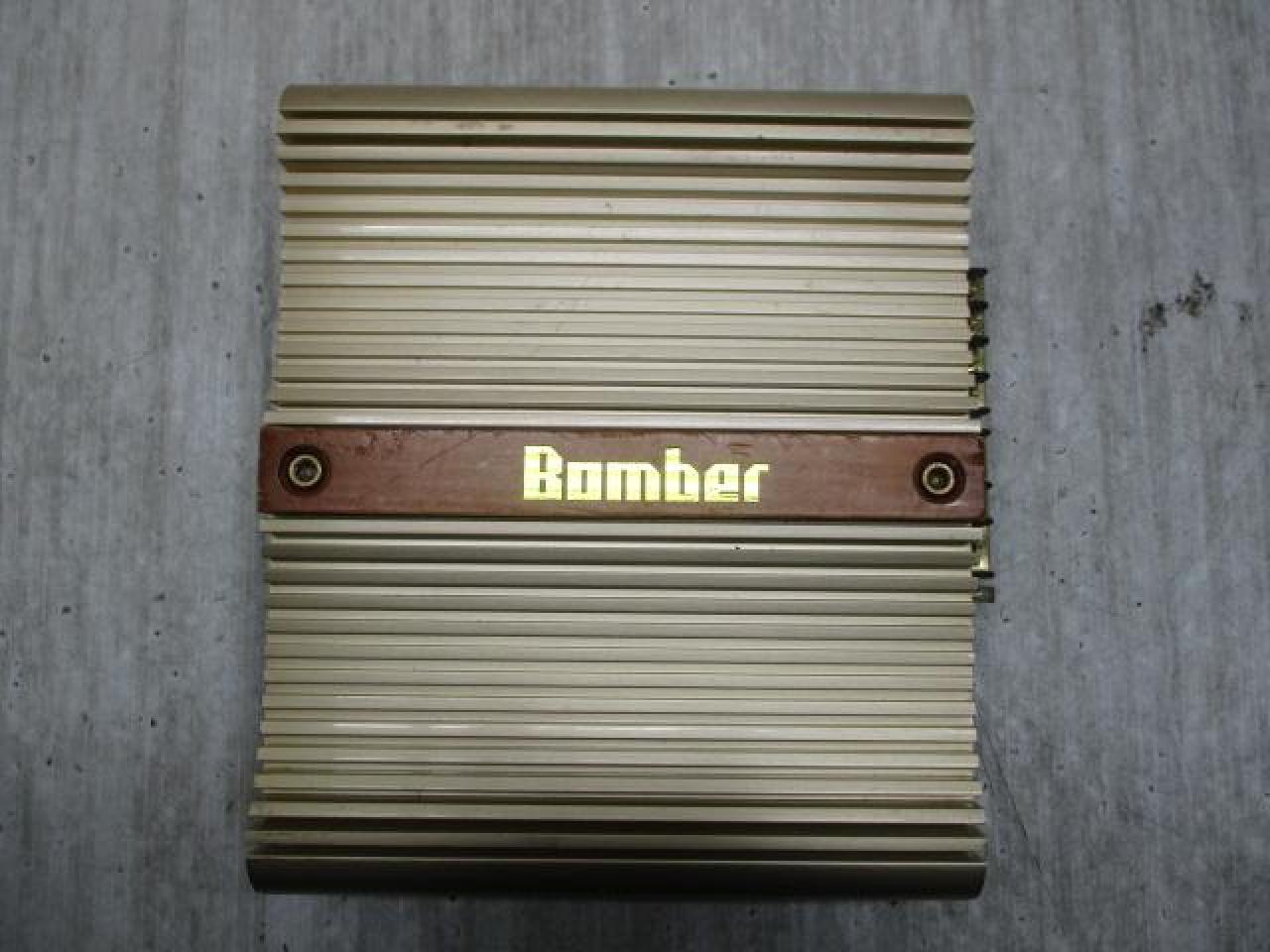 【ワケアリ】BOMBER 2chアンプ | カー用品 アンプを通販で購入する | 中古カー＆バイク用品の販売ならアップガレージ