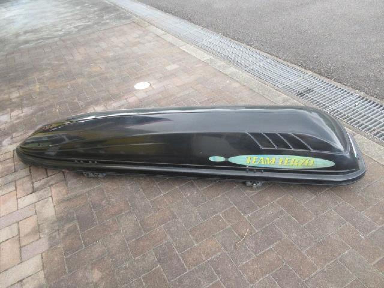 【TEAM TERZO】ルーフボックス※取付金具無し【ワケアリ】 | カー用品 キャリア ルーフBOXを通販で購入する | 中古カー＆バイク用品の販売ならアップガレージ