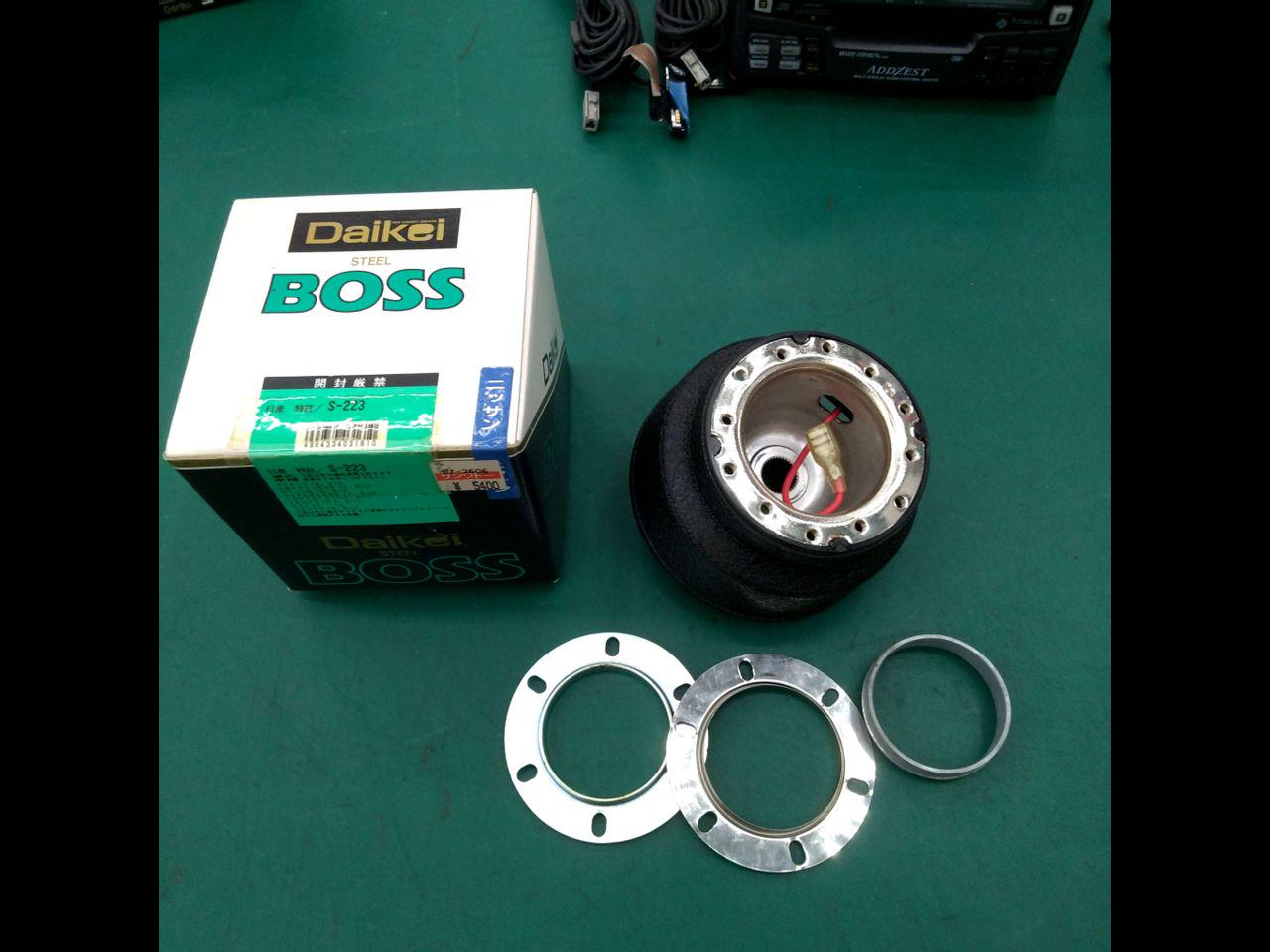 Daikei STEEL BOSS 日産 S-223 | カー用品 インテリア ステアリング関連を通販で購入する | 中古カー＆バイク用品の販売ならアップガレージ