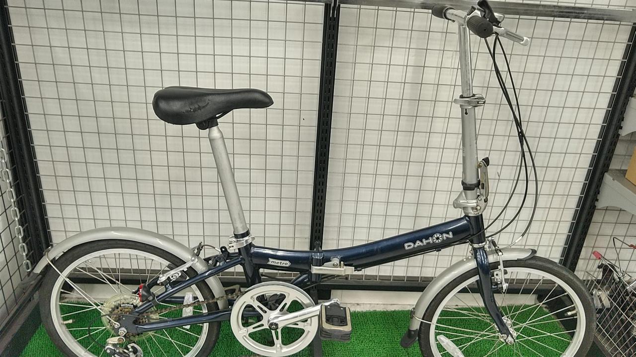 DAHON Metro 20インチ 外装6段変速 折り畳み自転車 ネイビー | 自転車 シティ 折りたたみ自転車を通販で購入する | 中古カー ...