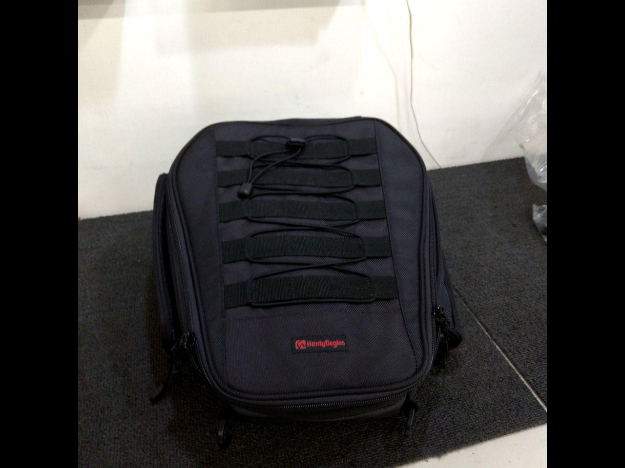 ★値下げしました!!★【HenlyBegins】【DH-731】シートバッグ 13-26L 汎用 | バイク用品 ツーリング用品 バッグ(二輪)を通販で購入する | 中古カー＆バイク用品の販売 ...