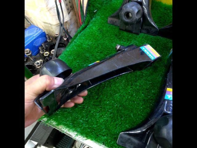 TERZO EF4 レインモール用 取付フット | カー用品 キャリアを通販で購入する | 中古カー＆バイク用品の販売ならアップガレージ