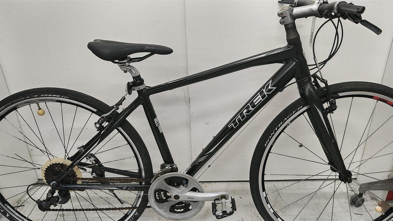 【わけあり現状販売】TREK FX7.3 700C3x8Sクロスバイク ブラック フレームサイズ44.5 参考サイズ170-180 | 自転車 スポーツ クロスバイクを通販で購入する | 中古 ...