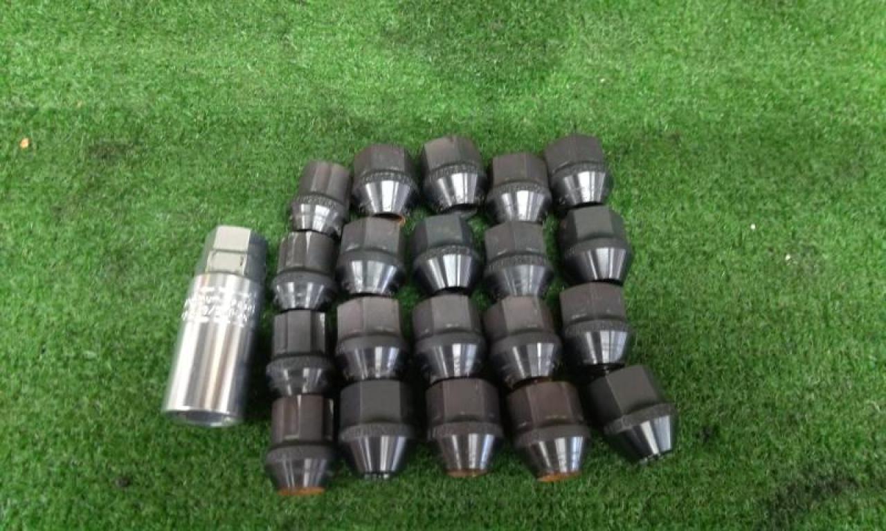 WePro 冷間鍛造ホイールナット 20個セット M12xP1.5 21HEX | カー用品 タイヤホイール関連 取付ナットを通販で購入する | 中古カー＆バイク用品の販売ならアップガレージ