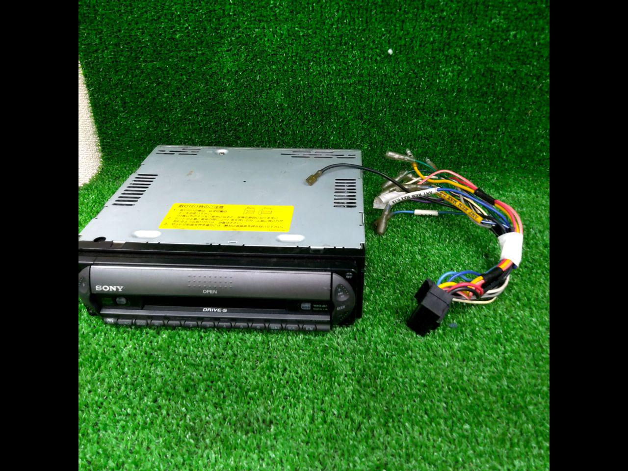 SONY CDX-R3300 | カー用品 ヘッドユニット CDチューナーを通販で購入する | 中古カー＆バイク用品の販売ならアップガレージ