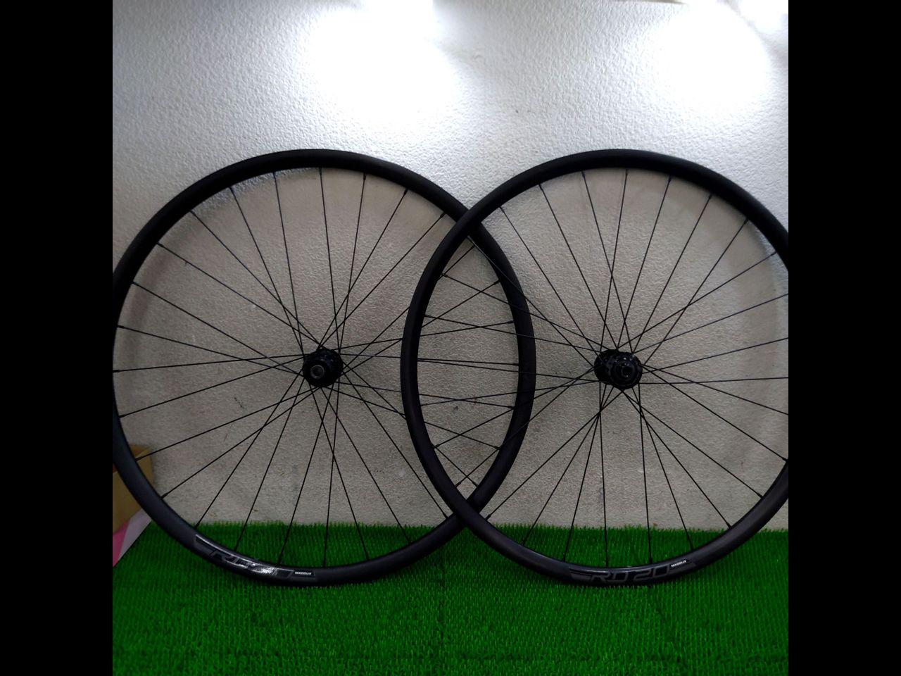 MADDUX RD20 622×19C スルーアクスル クリンチャーホイール前後セット エンド幅100/142mm | 自転車 ホイール/ハブ/リム ホイールを通販で購入する | 中古カー ...