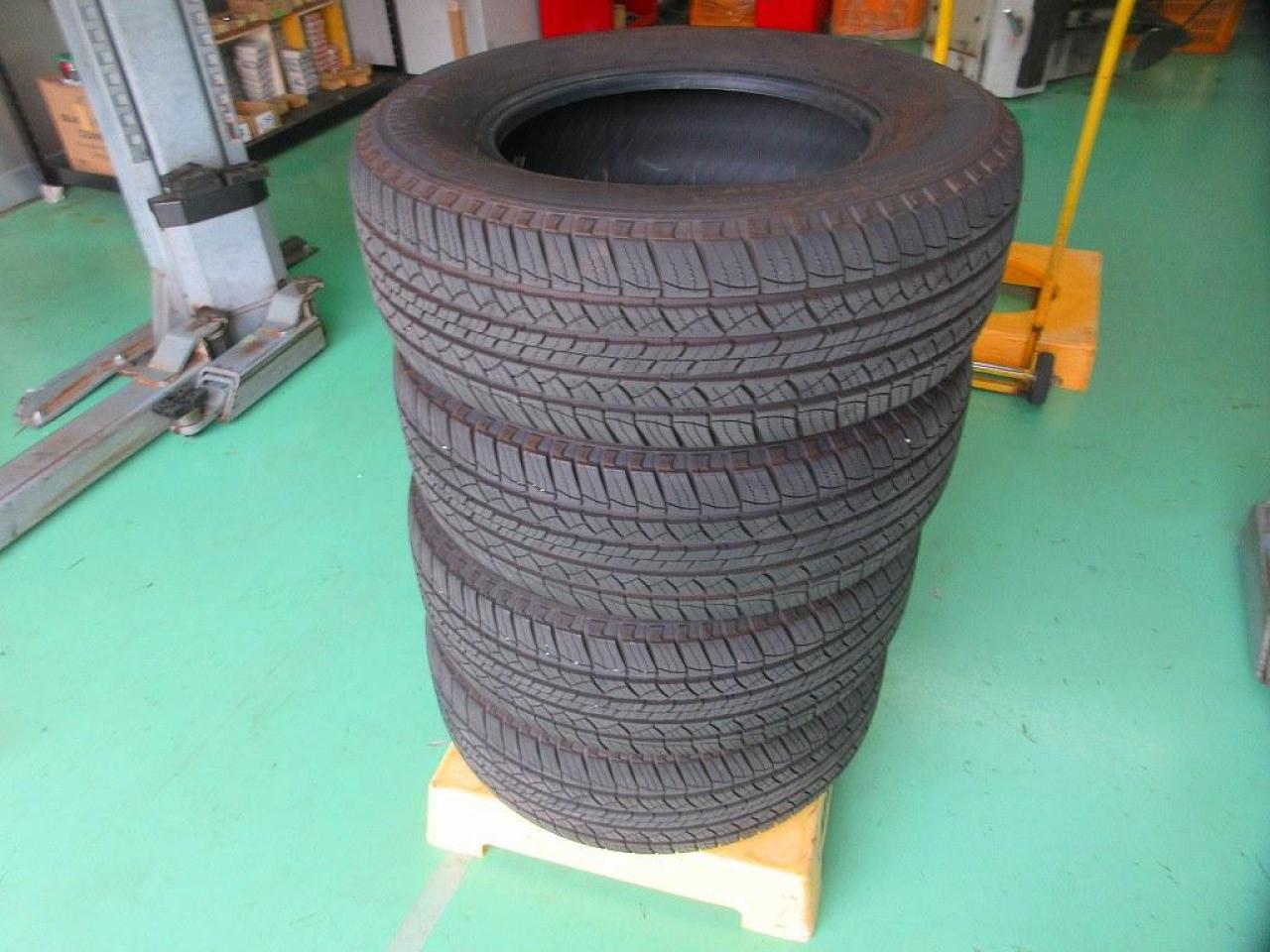 【PC】MICHELIN LATITUDE TOUR 265/65R17 2023年製 4本 | 中古品 | アップガレージ 金沢店 | カー ...
