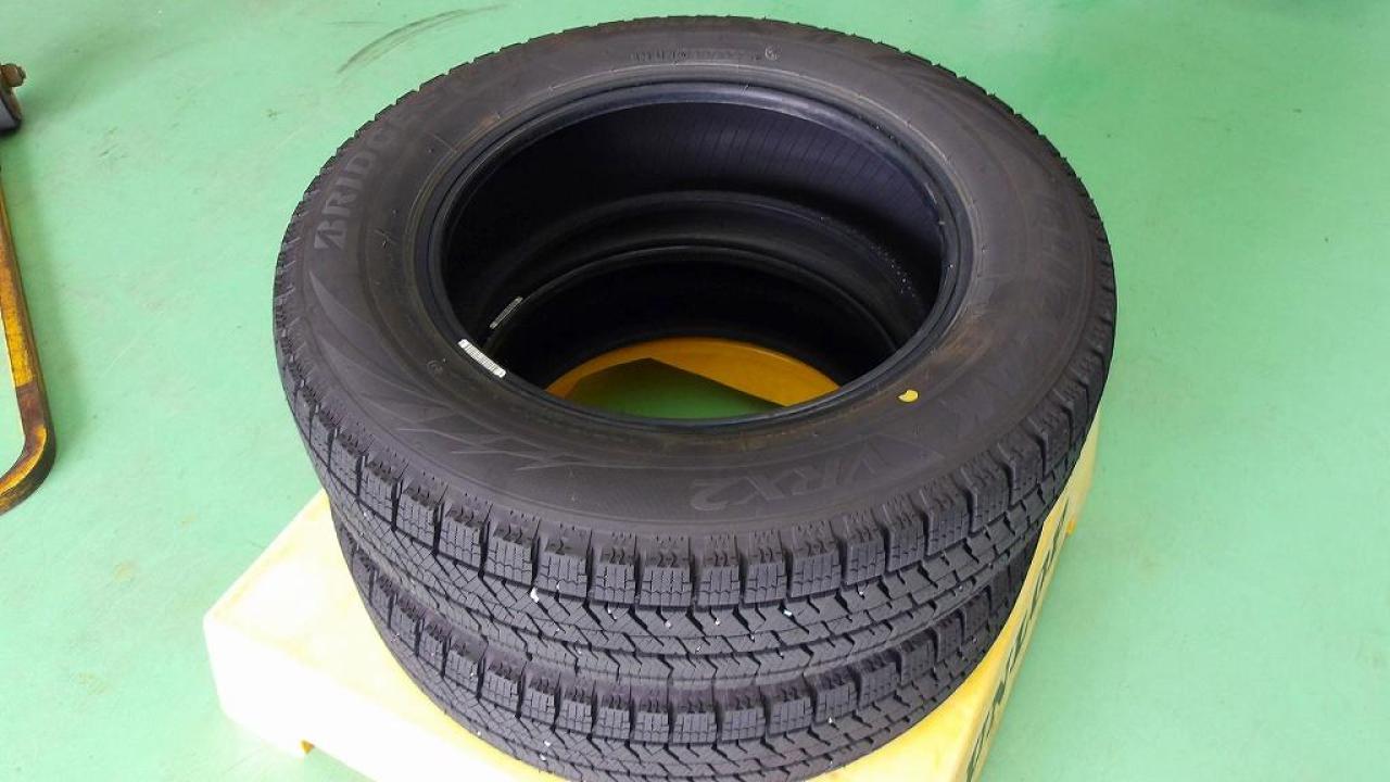 【BRIDGESTONE】BLIZZAK VRX2 165/70R14 2023年製 2本セット | 中古品 | アップガレージ 金沢店 ...