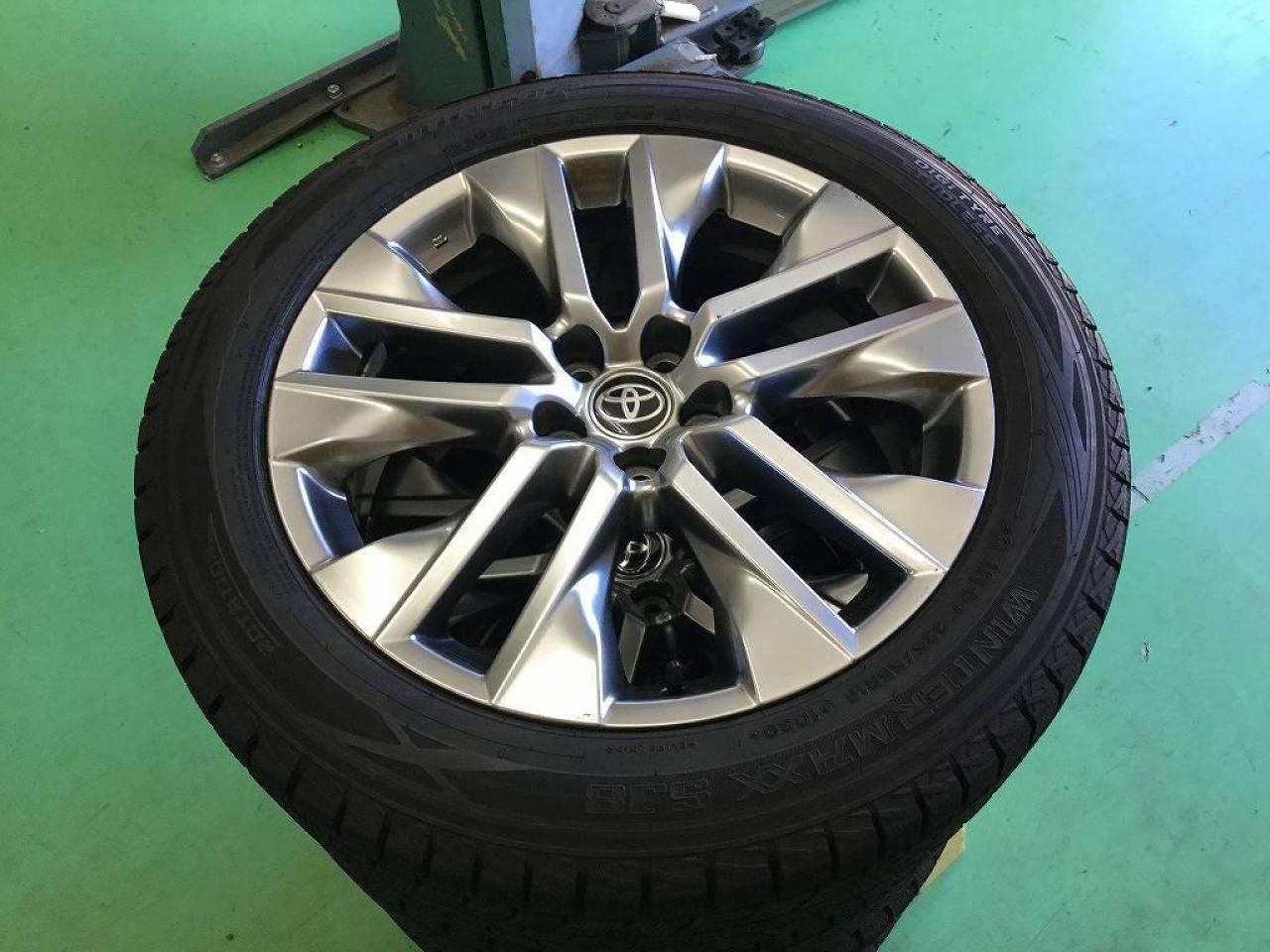 トヨタ(TOYOTA) 50系 RAV4 G Zパッケージ 純正 + DUNLOP(ダンロップ) WINTERMAXX SJ8+ 225 ...