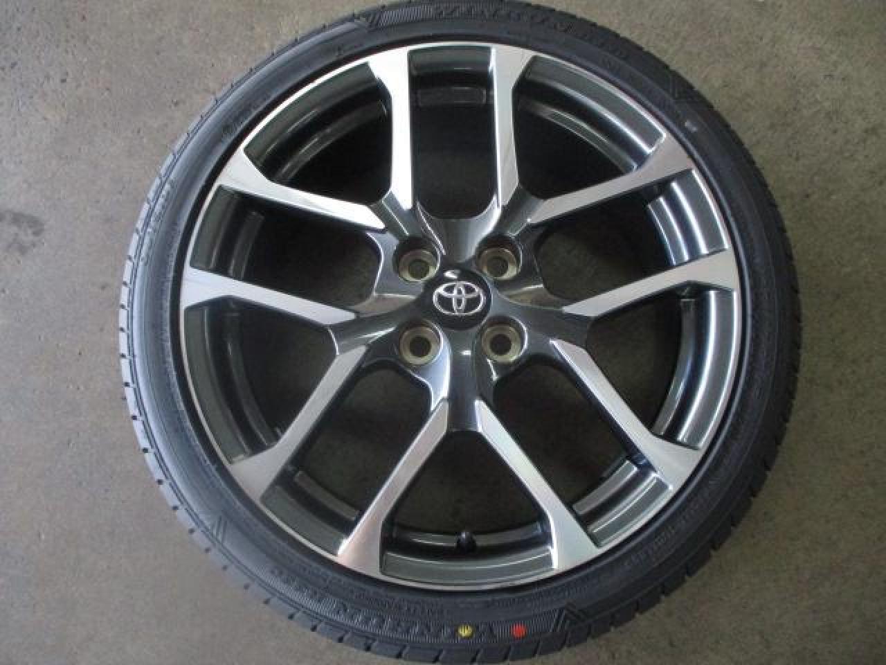 トヨタ純正 アクア/NHP10 GR SPORT 純正ホイール + WINRUN R330 4/4 | カー用品 タイヤホイールセット 17インチタイヤホイールセットを通販で購入する | 中古 ...