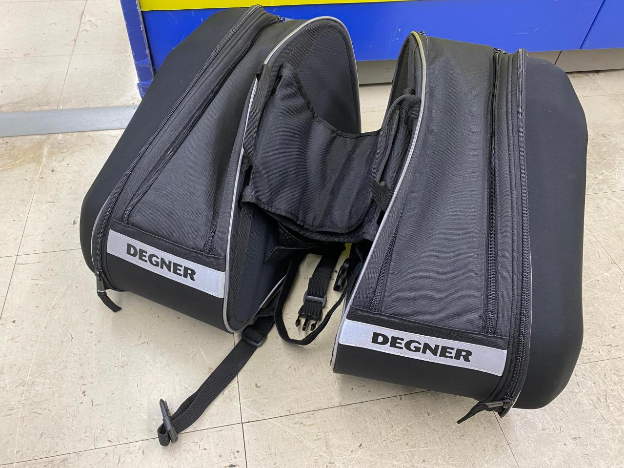 DEGNER(デグナー) スポーツダブルバッグ NB-37 | バイク用品 ツーリング用品 バッグ(二輪)を通販で購入する | 中古カー＆バイク用品の販売ならアップガレージ