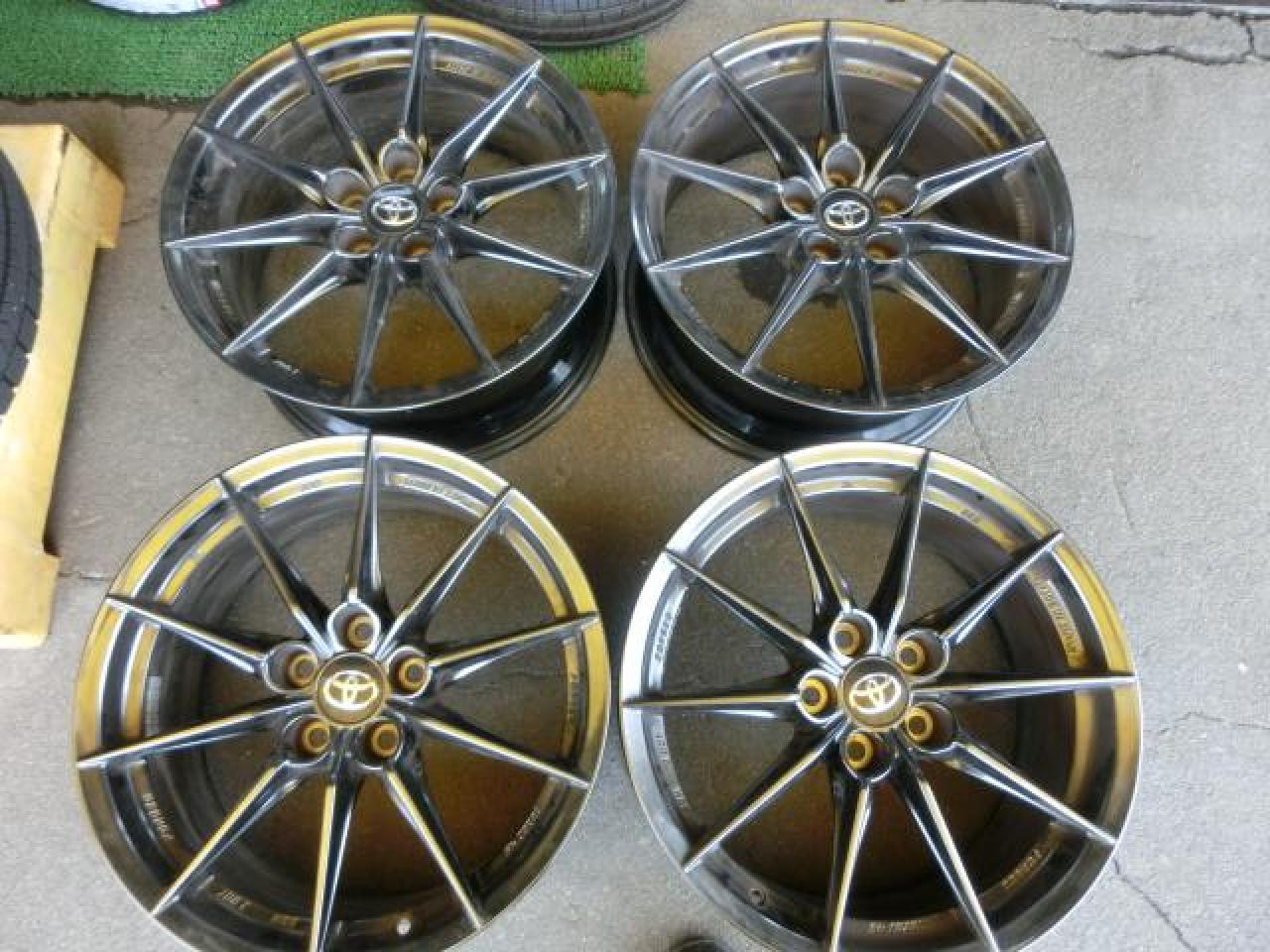 【トヨタ純正】 GRヤリス YARIS RZ“High Performance”純正 BBS製鍛造ホイール | カー用品 アルミホイール 18 ...