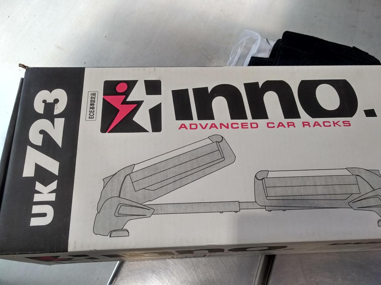 INNO UK723 デュアルアングル + K197 取付フック + ISP979 センターフレーム 【アルト HA23S】 | カー用品 キャリアを通販で購入する | 中古カー＆バイク用品の ...