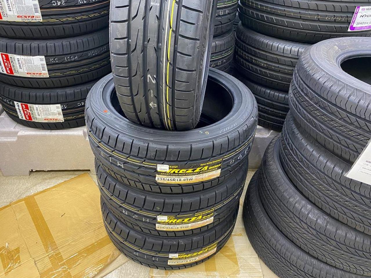 DUNLOP(ダンロップ) DIREZZA DZ102 225/45R18 2024年製 4本 | カー用品 タイヤ 18インチタイヤを通販で購入する | 中古カー＆バイク用品の販売ならアップガレージ