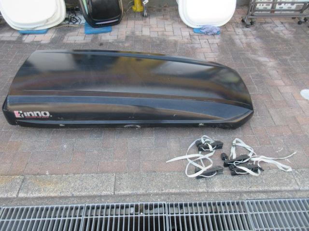 【INNO】BRQ124 シャドウ124 ルーフボックス | カー用品 キャリア ルーフBOXを通販で購入する | 中古カー＆バイク用品の販売ならアップガレージ