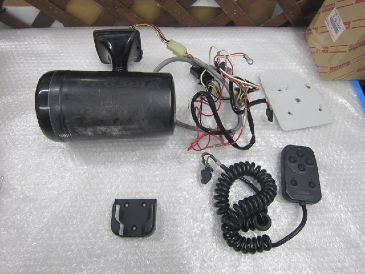 【IPF】IPF 924 サーチライト | カー用品 電装系 その他電装系を通販で購入する | 中古カー＆バイク用品の販売ならアップガレージ