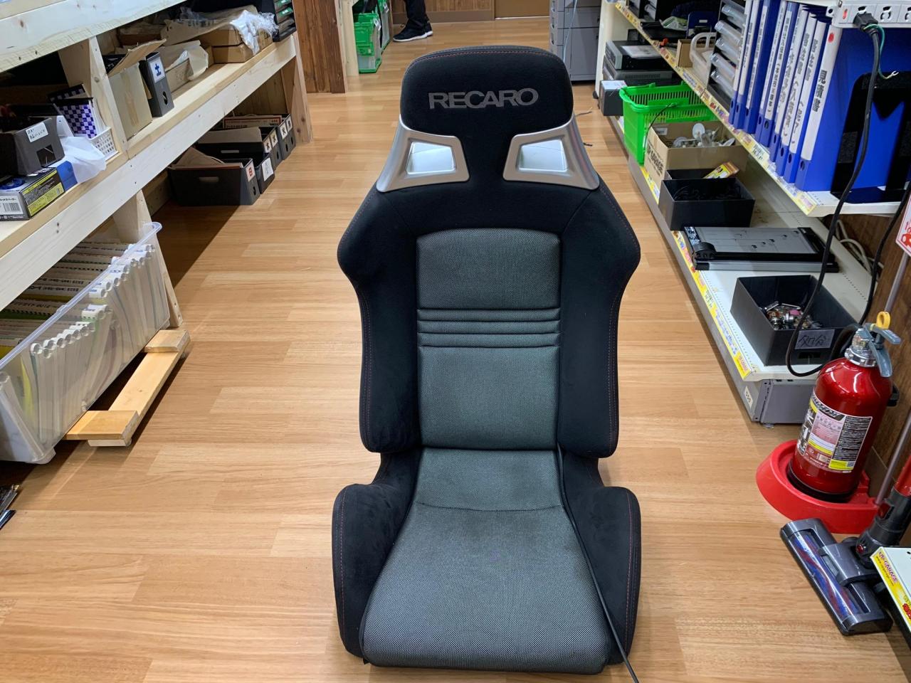 【RECARO】SR11 SK-100 ASM | カー用品 シート リクライニングシート(レカロ)を通販で購入する | 中古カー＆バイク用品の販売ならアップガレージ