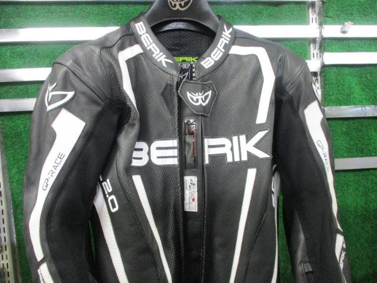 【BERIK】RACE-DEP 2.0 パンチングレザーレーシングスーツ 品番:LS1-171334 ブラック/ホワイト サイズ:50 試着程度未走行品 | 中古品 | アップガレージ ...