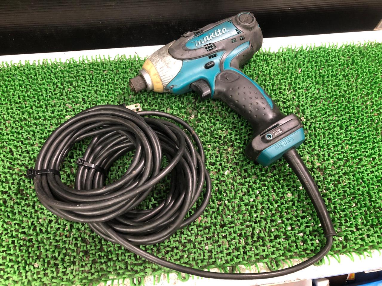 makita マキタ 6955 LED付 インパクトドライバ コード式 | 総合リユース ドリル、ドライバ インパクトドライバを通販で購入する ...