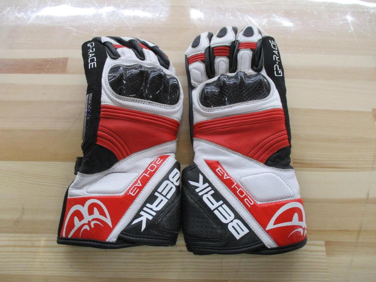 BERIK GP-RACE G-175102 サイズ:S | バイク用品 その他(バイク用品) その他バイク用品(二輪)を通販で購入する ...