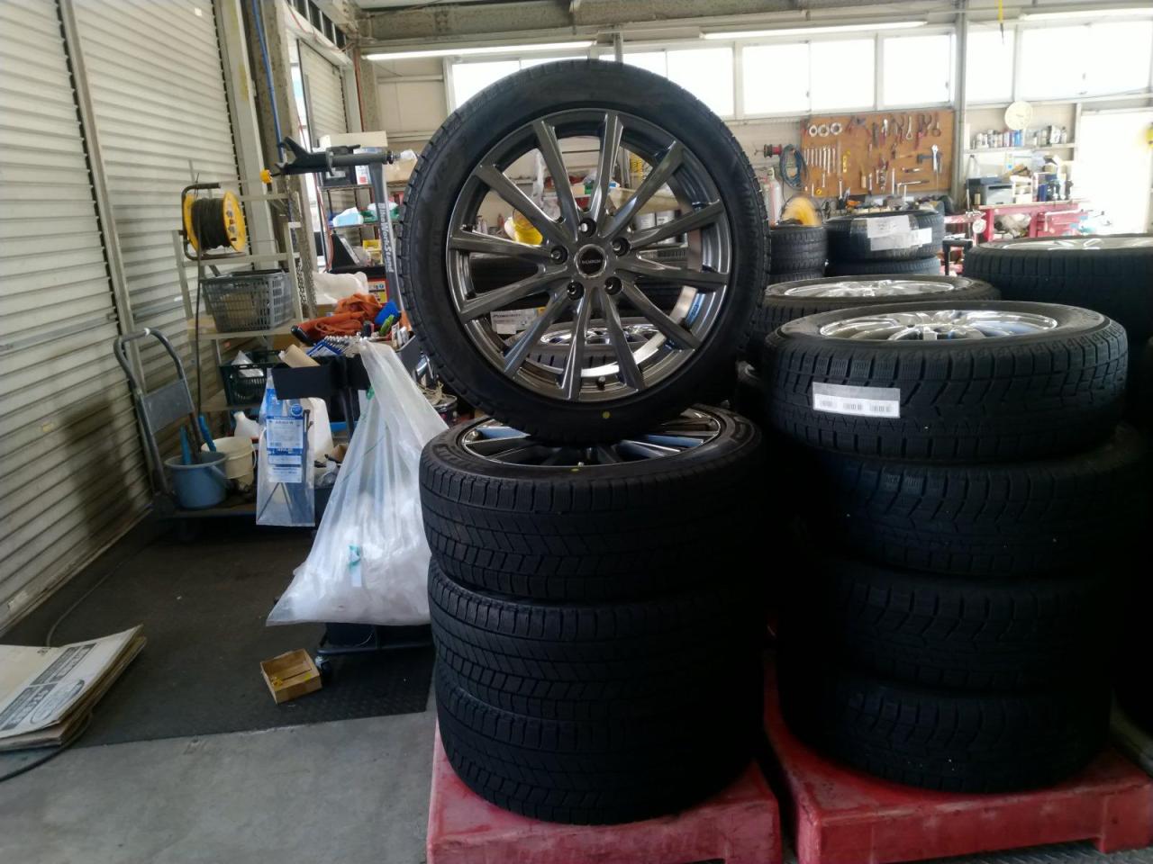 【Cコン】BRIDGESTONE BALMINUM AR12+BRIDGESTONE BLIZZAK VRX3 | カー用品 スタッドレスタイヤホイールセット 18インチスタッドレスタイヤ ...