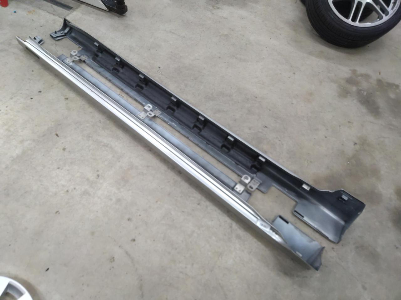 ホンダ純正OP Modulo レジェンド KB1 純正 サイドスカート | カー用品 ボディパーツ サイドエアロを通販で購入する | 中古カー＆バイク用品の販売ならアップガレージ