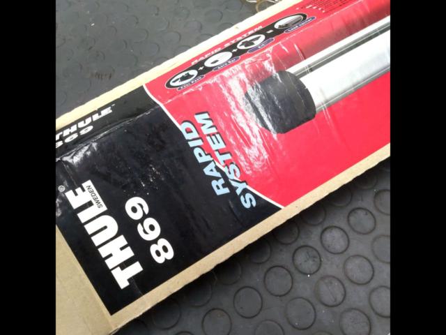 THULE 869 エアロバー | カー用品 キャリアを通販で購入する | 中古カー＆バイク用品の販売ならアップガレージ