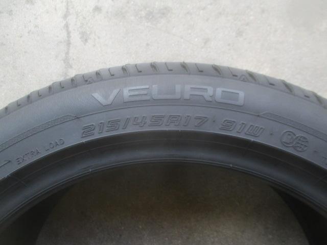 DUNLOP VEURO VE304(特殊吸音スポンジ付) | カー用品 タイヤ 17インチタイヤを通販で購入する | 中古カー＆バイク用品の販売ならアップガレージ