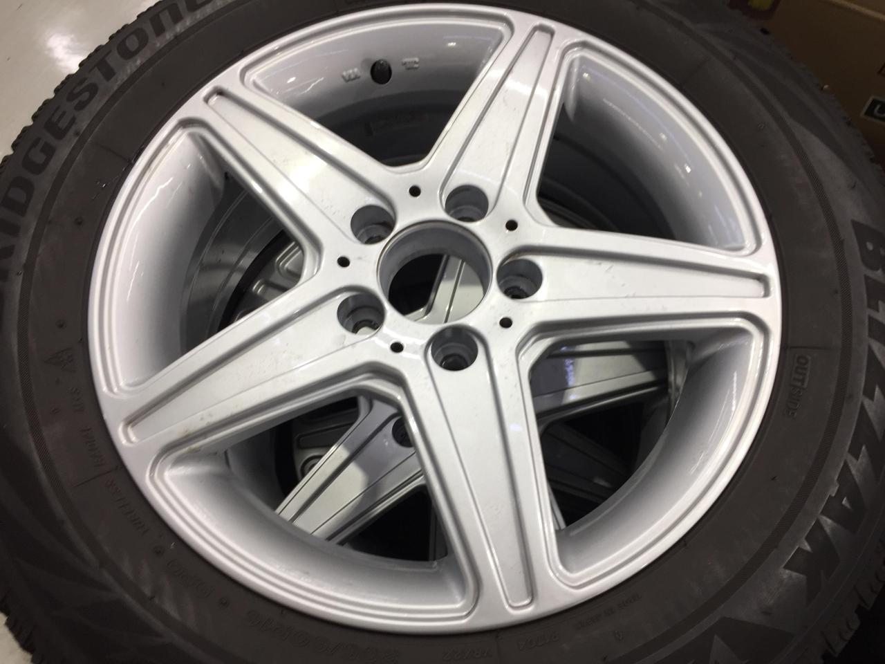 TARGA AGA Burg+BRIDGESTONE BLIZZAK VRX2 | カー用品 スタッドレスタイヤホイールセット 16インチスタッドレスタイヤホイールセットを通販で購入する ...