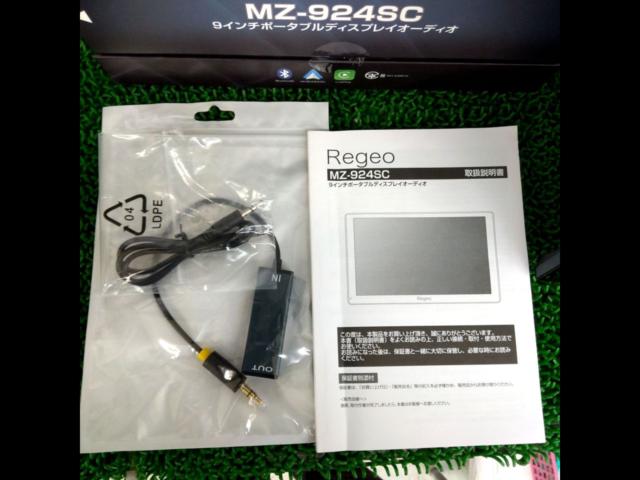 Regeo MZ-924SC【9インチポータブルディスプレイオーディオ】 | 中古品 | アップガレージ 静岡富士店 | カー用品 モニター・地デジ その他モニターを通販で購入する | 中古 ...