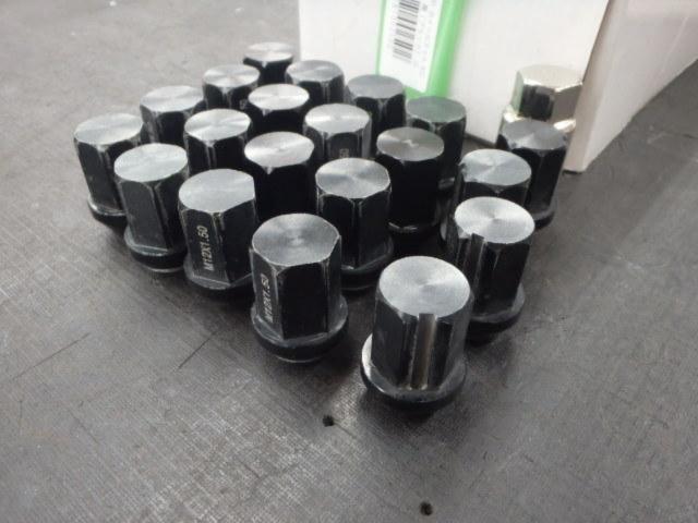 ruien ホイールナット M12xP1.5 黒 | カー用品 タイヤホイール関連 取付ナットを通販で購入する | 中古カー＆バイク用品の販売 ...