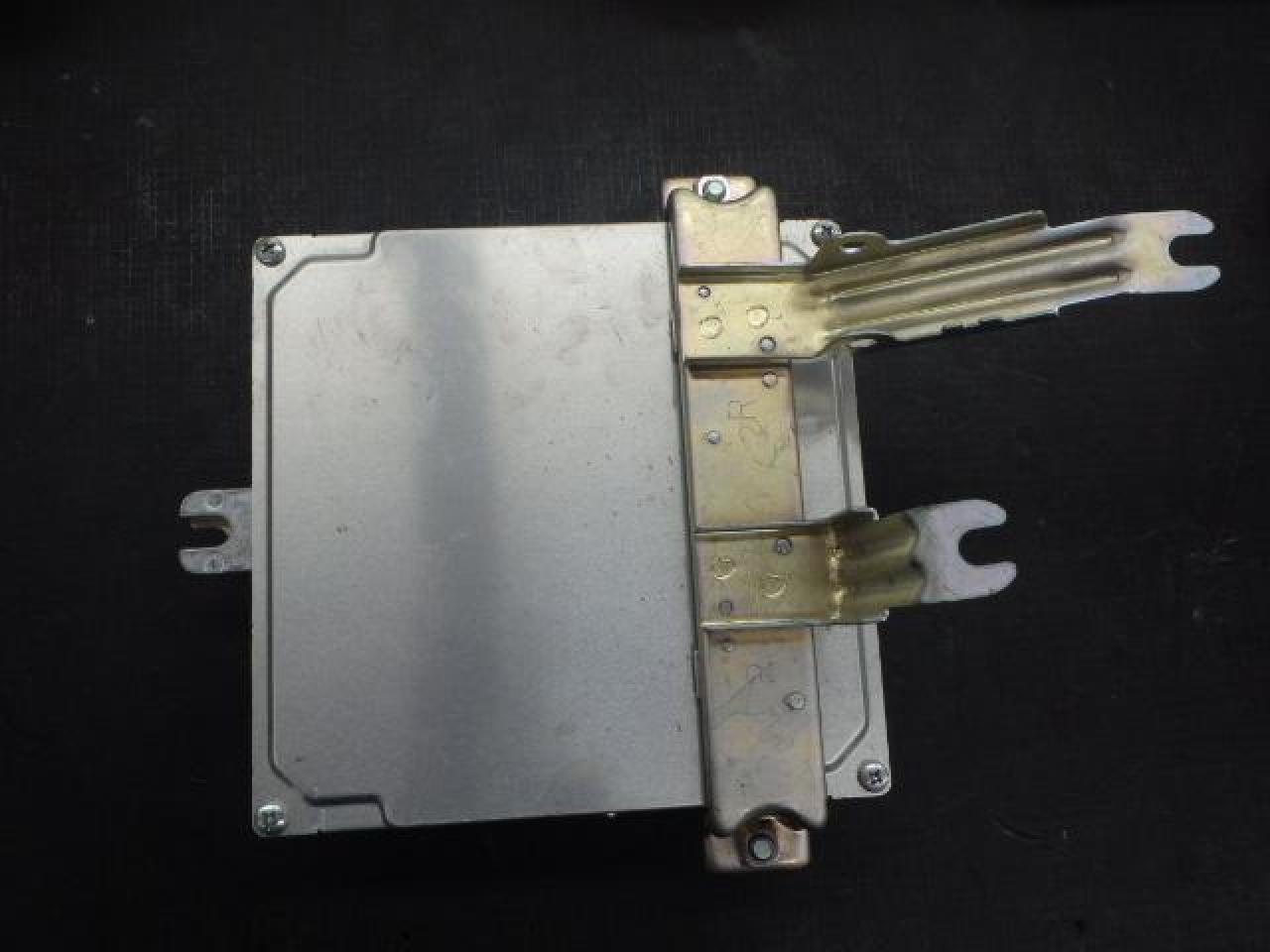ホンダ純正(HONDA)GD3 フィット L15A 5MT 純正ECU 37820-PWC-J02 | カー用品 電装系 コンピューターを通販 ...
