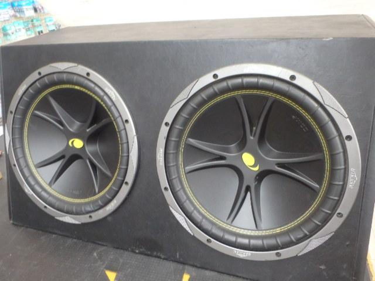 Kicker Comp 05C12 12インチサブウーファースピーカー BOX付き♪ | 中古品 | アップガレージ 埼玉入間店 | カー用品 ...