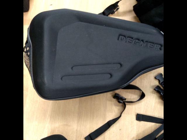 DEGNER ナイロンサイドバッグ(X09010) | バイク用品 ツーリング用品 バッグ(二輪)を通販で購入する | 中古カー＆バイク用品の販売ならアップガレージ