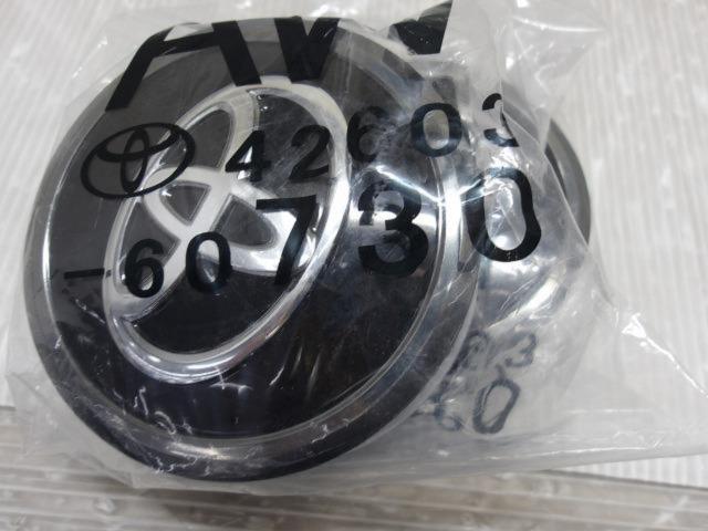 トヨタ純正 純正センターキャップ 42603-60730 | 新古品 | アップガレージ 埼玉久喜店 | カー用品 タイヤホイール関連 ...
