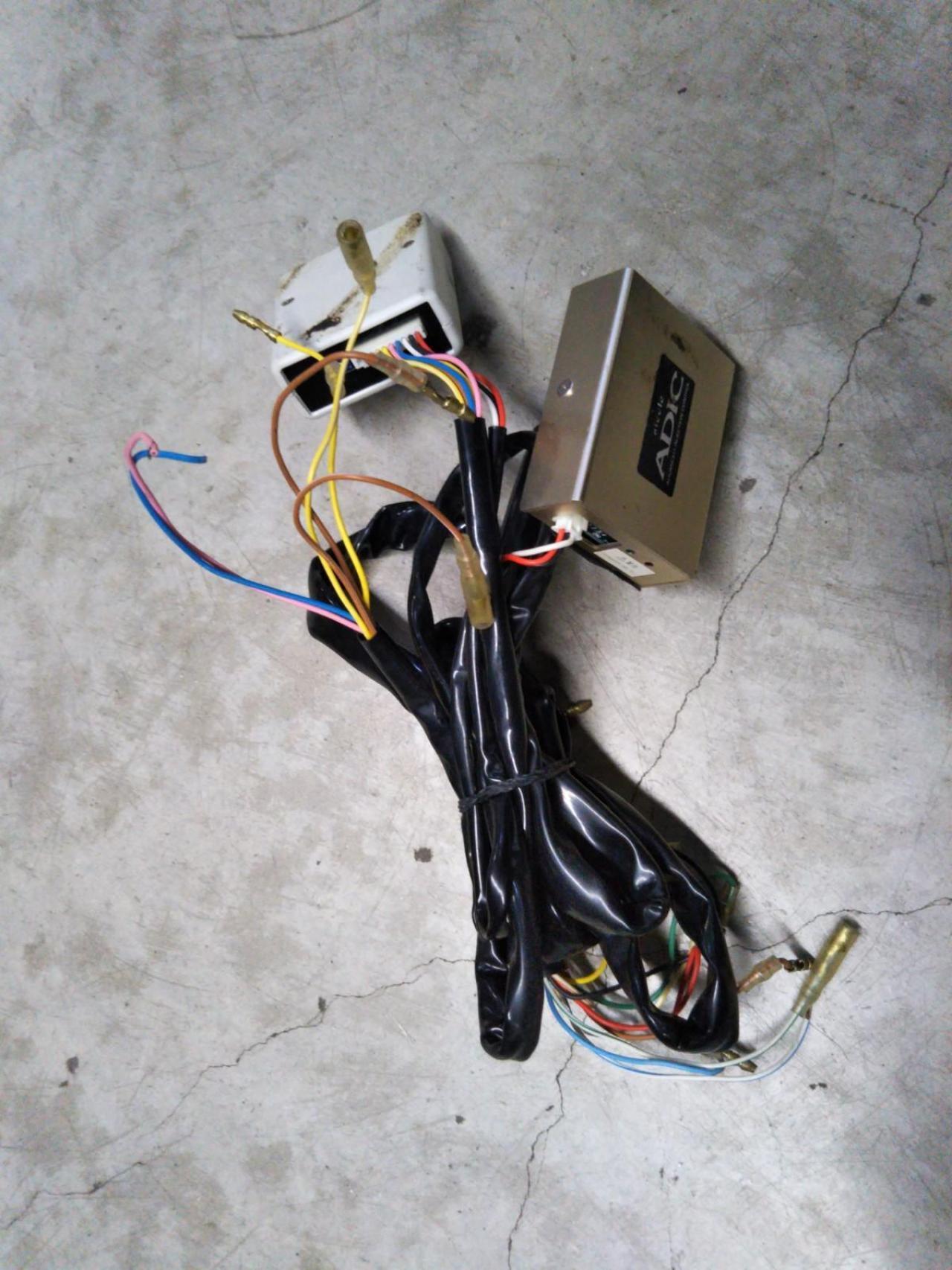 siecle ADICインジェクターコントローラー | カー用品 電装系 チューニング電装を通販で購入する | 中古カー＆バイク用品の販売ならアップガレージ