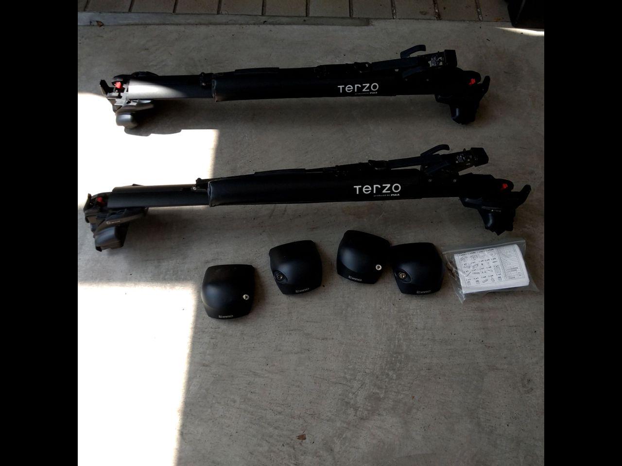 【INNO/RV-INNO】XS201 エアロベースステー + 取付フック K874 + TERZO EM55A エアロバー用サーフボードアタッチメント | カー用品 キャリアを通販で購入する ...