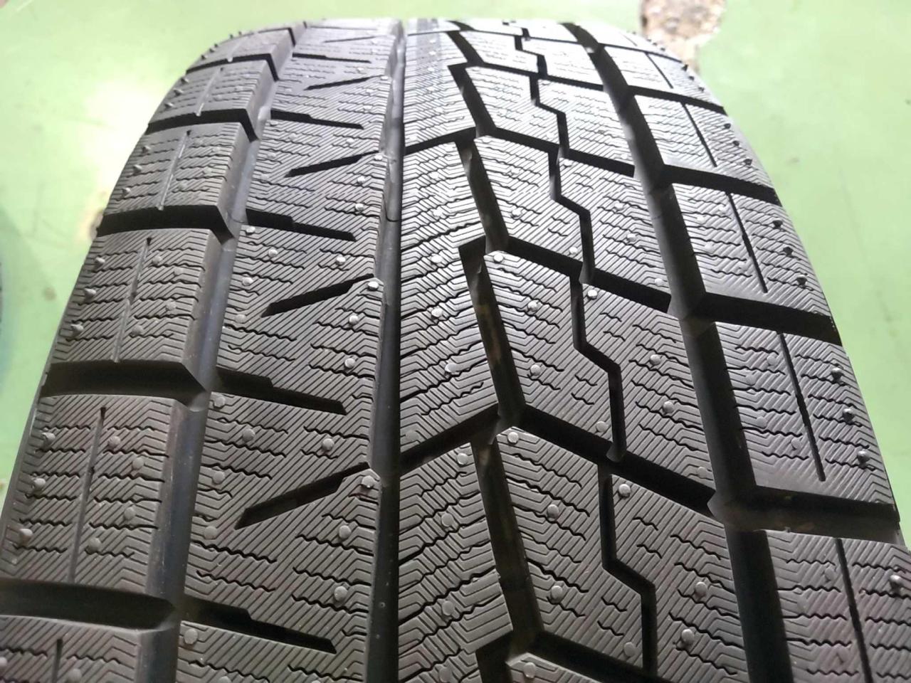 【溝タップリ高年式!】YOKOHAMA iceGUARD7 iG70 + WINNERS CF-01【ライズ・ロッキーハイブリッドに!】 | カー用品 スタッドレスタイヤホイールセット 16 ...