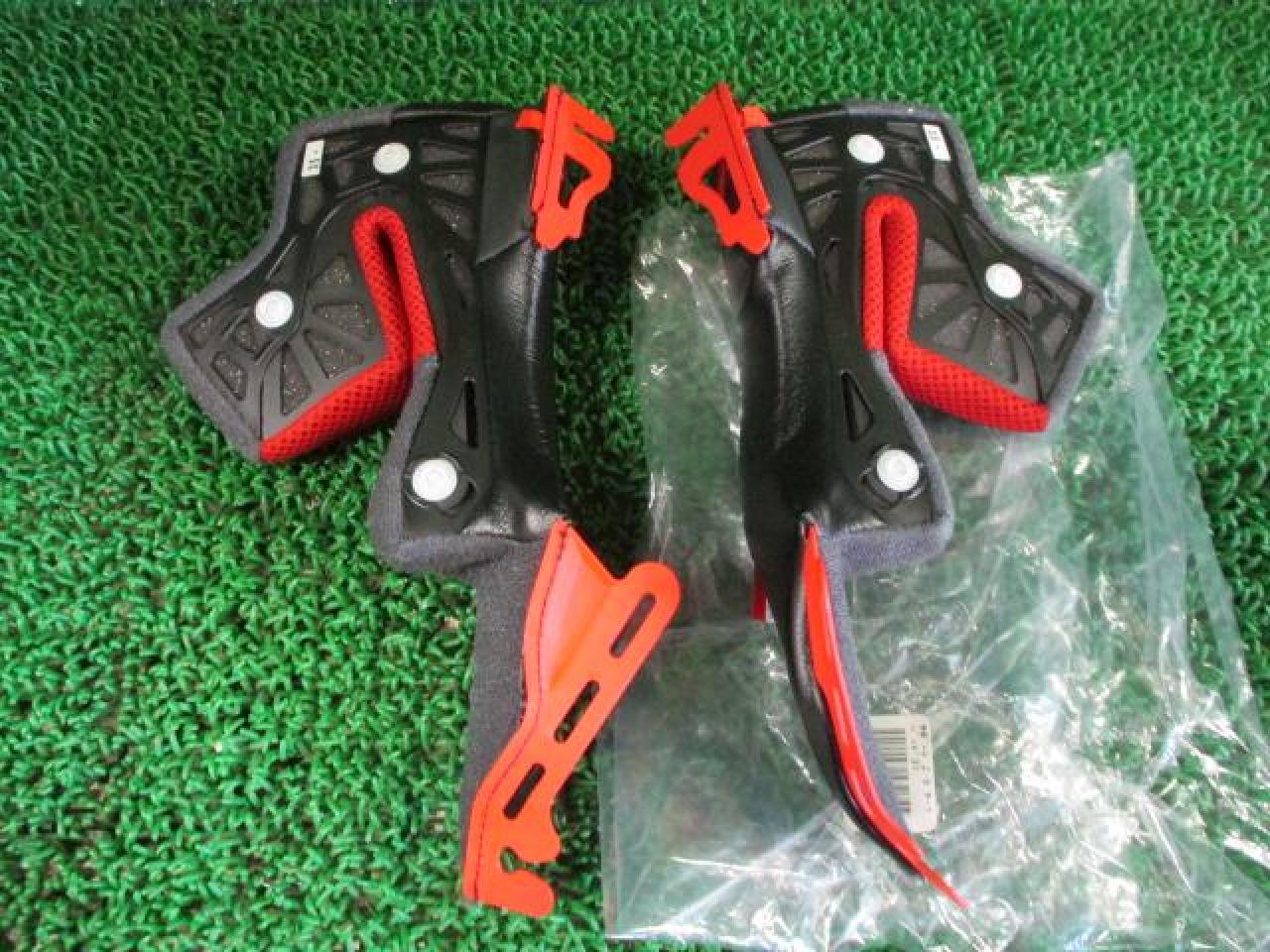 【SHOEI】Z-8標準装着チークパッド(35mm) 新品外し美品 | バイク用品 ヘルメット その他ヘルメット(二輪)を通販で購入する ...