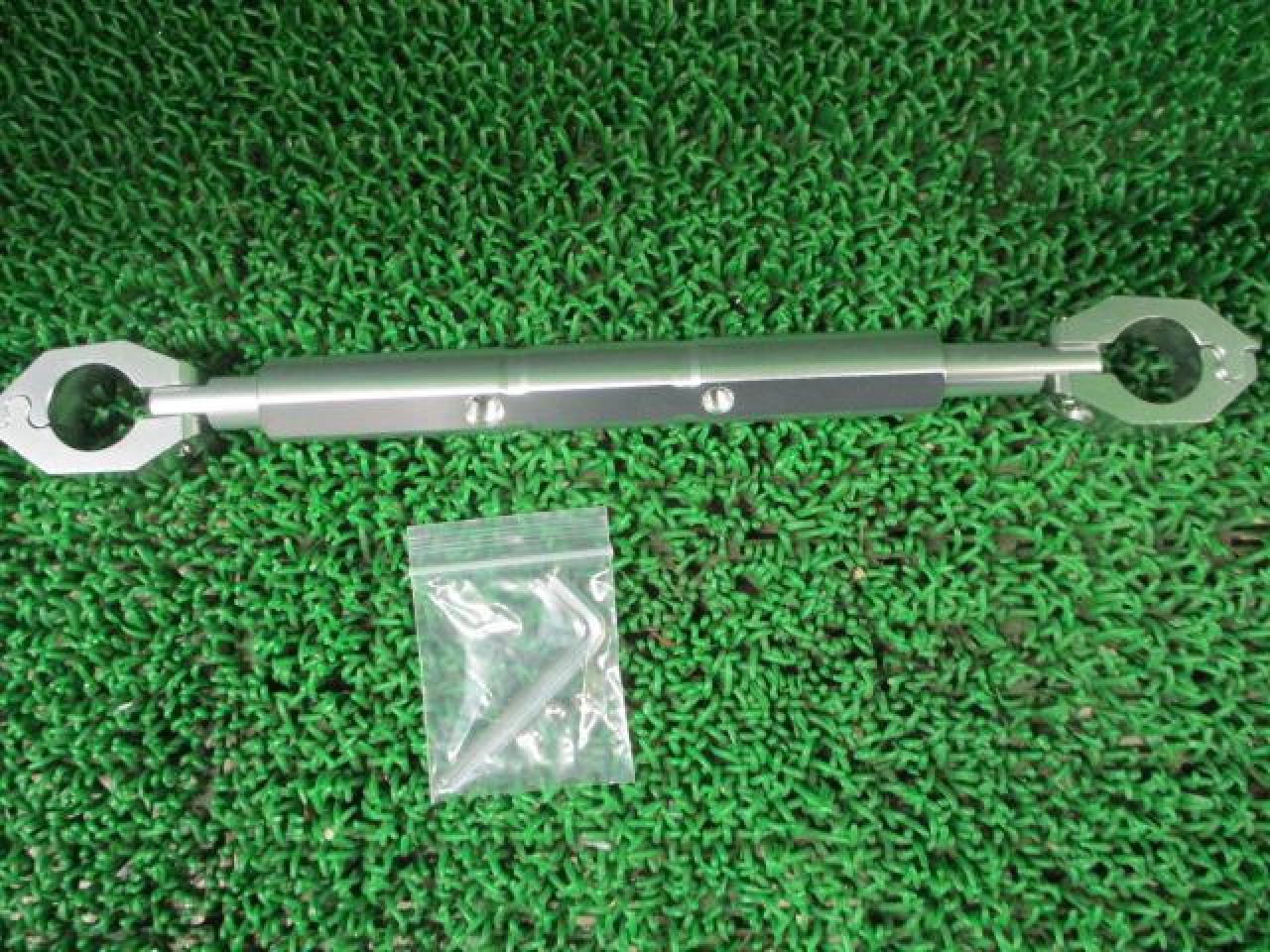 【メーカー不明】アジャスタブルアルミハンドルブレース シルバー 22.2Φ汎用 | バイク用品 ハンドル・ハンドル廻り その他ハンドル ...