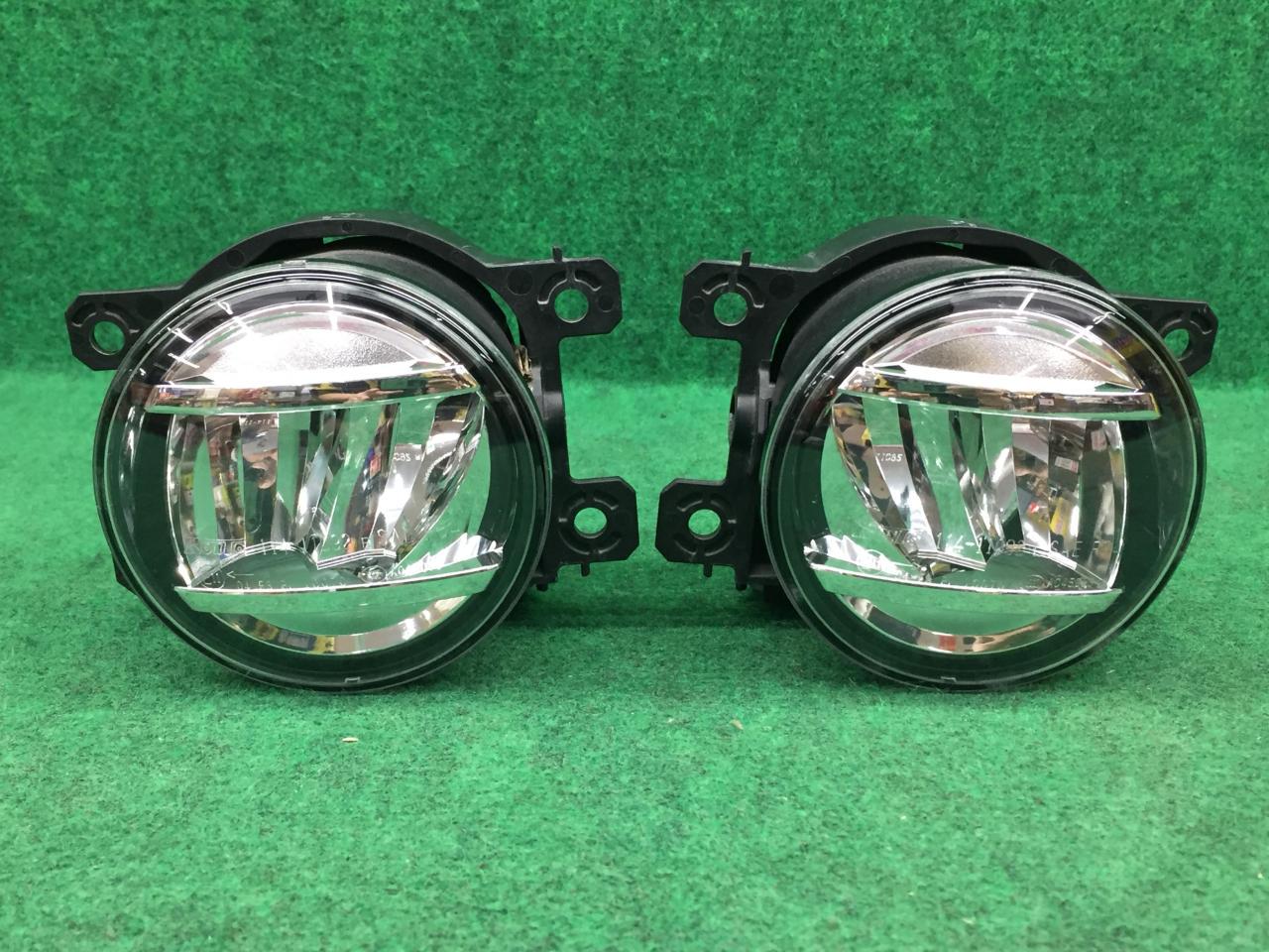 【左右セット】スズキ・ダイハツ・トヨタ・ホンダ・スバル 各社共通 LEDフォグランプ KOITO 114-11092 | カー用品 電装系 フォグランプを通販で購入する | 中古カー＆バイク用 ...