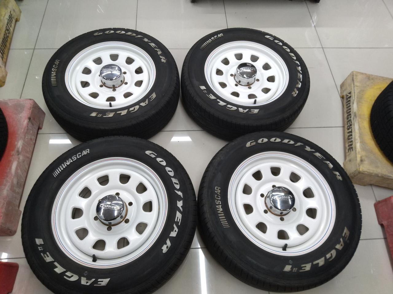 DAYTONA SS +GOODYEAR NASCAR ♯1 | カー用品 タイヤホイールセット 16インチタイヤホイールセットを通販で購入する | 中古カー＆バイク用品の販売ならアップガレージ