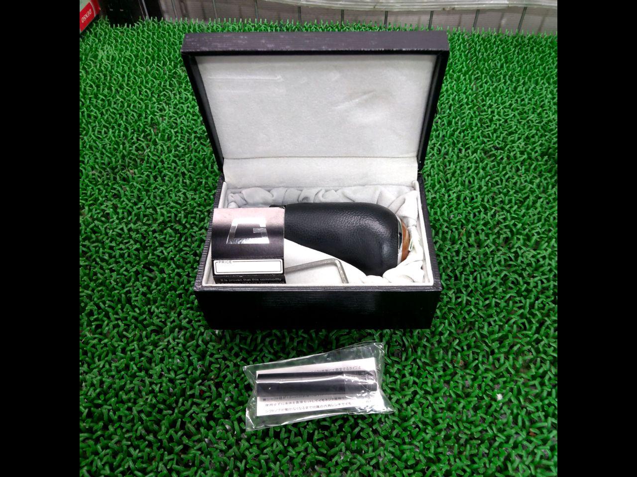 GRACE TRIM(グリーストリム)ユニバーサルシフトノブ | カー用品 インテリア シフトノブを通販で購入する | 中古カー＆バイク用品の販売ならアップガレージ