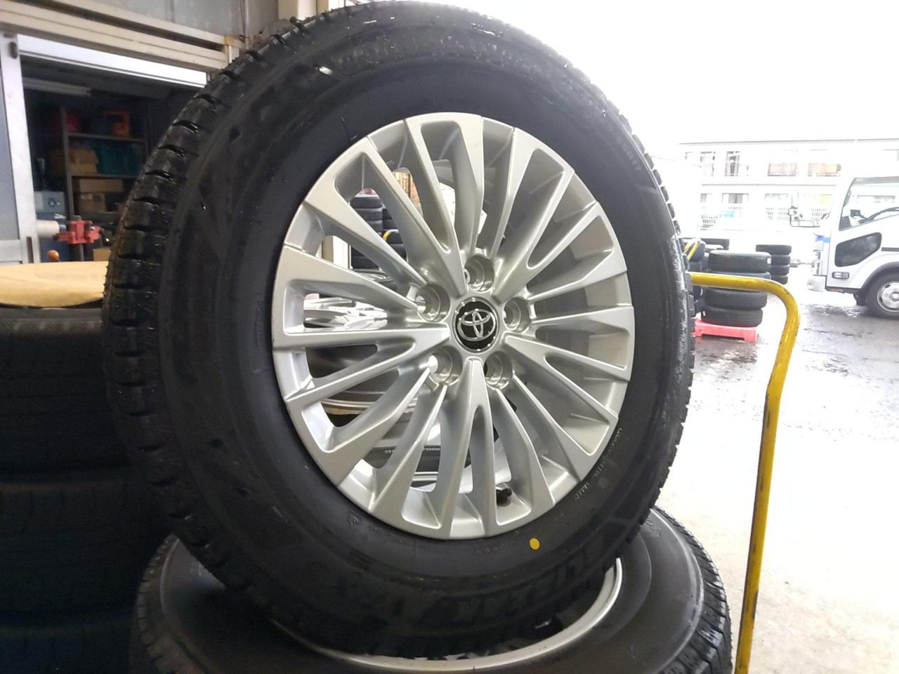 トヨタ純正(TOYOTA) アルファード 40系 純正アルミホイール + BRIDGESTONE(ブリヂストン) BLIZZAK VRX3 | カー用品 スタッドレスタイヤホイールセット 17 ...