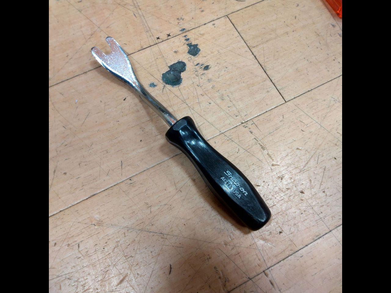 snap-on A177A ドアトリムリムーバー | カー用品 メンテナンス 工具を通販で購入する | 中古カー＆バイク用品の販売ならアップガレージ