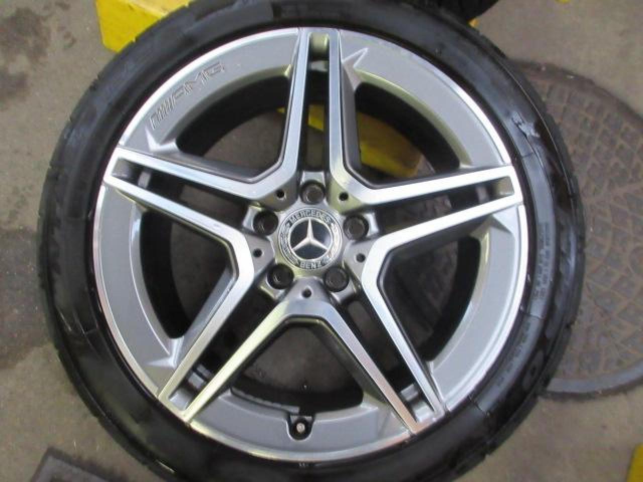 メルセデス AクラスW177 AMG純正ホイール+NITTO NT555 G2 (X10538) | 中古品 | アップガレージ 新潟店 ...