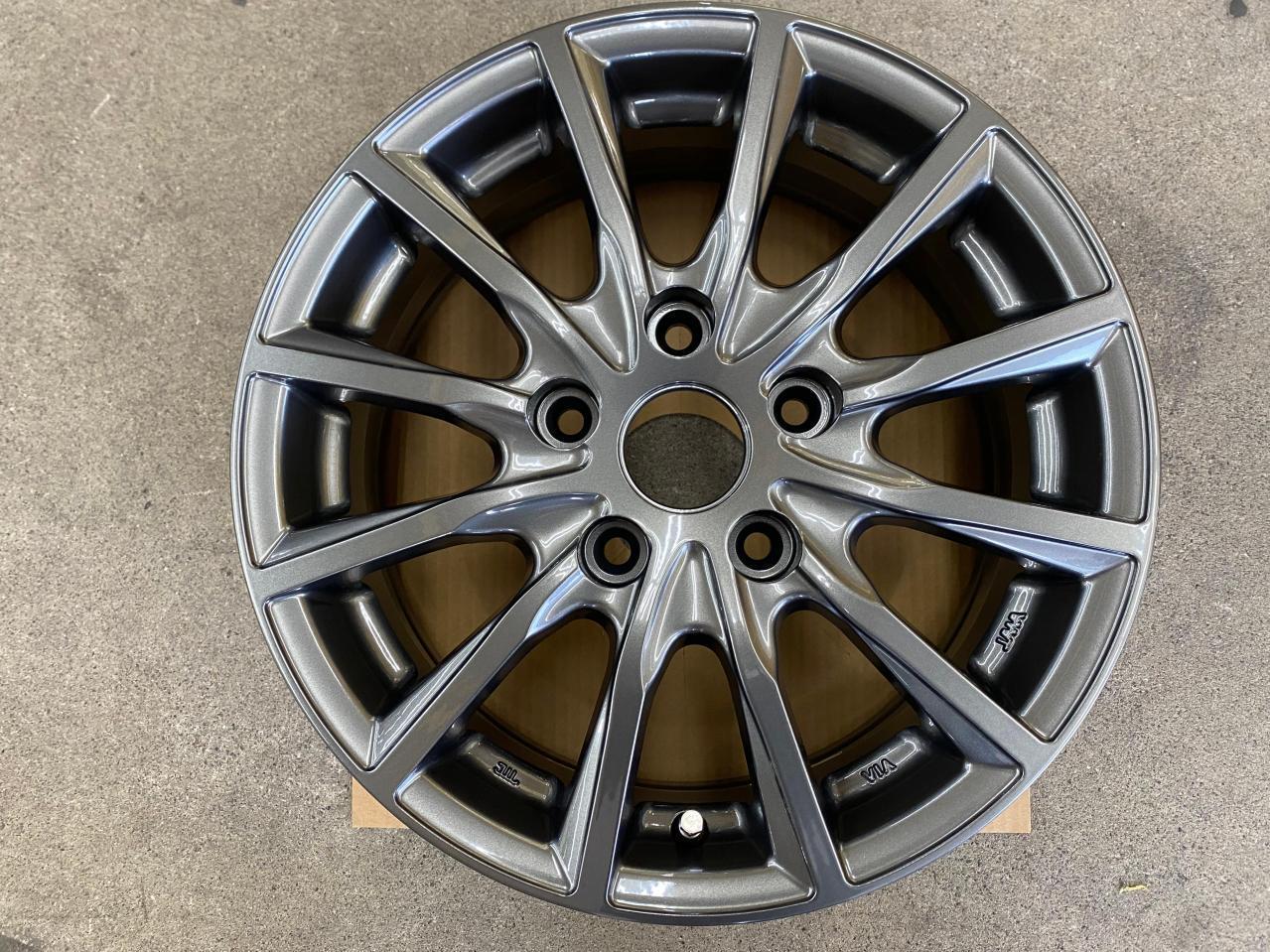 BRIDGESTONE(ブリヂストン) BALMINUM(バルミナ) AR12 | カー用品 アルミホイール 15インチホイールを通販で購入する | 中古カー＆バイク用品の販売ならアップガレージ