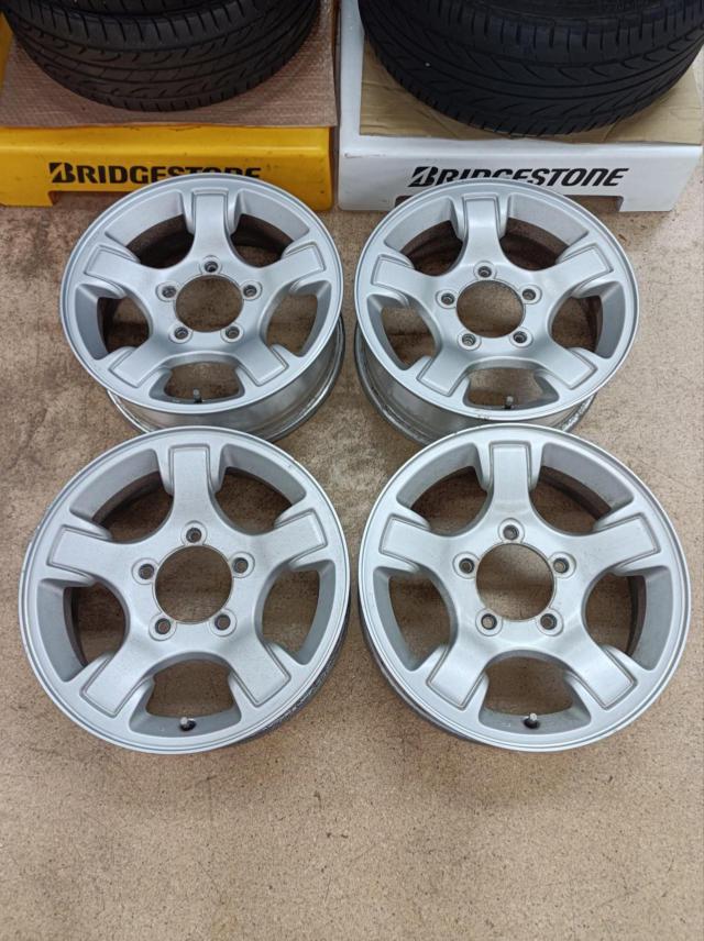 スズキ JB23W ジムニー 4型 XCグレード 純正 | カー用品 アルミホイール 16インチホイールを通販で購入する | 中古カー＆バイク用品の販売ならアップガレージ