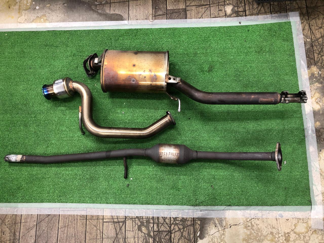 【柿本改/日産】 GT box 06&S + デイズルークス純正中間パイプ | カー用品 吸気・排気系 マフラーを通販で購入する | 中古カー ...