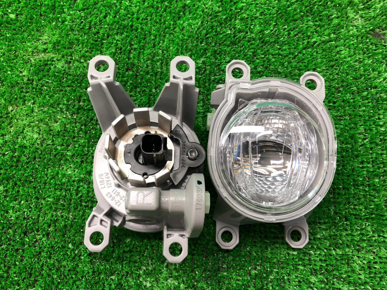 【トヨタ純正】LEDフォグ ハリアー/50プリウス他 | カー用品 ボディパーツ その他レンズ関連を通販で購入する | 中古カー＆バイク用品の ...